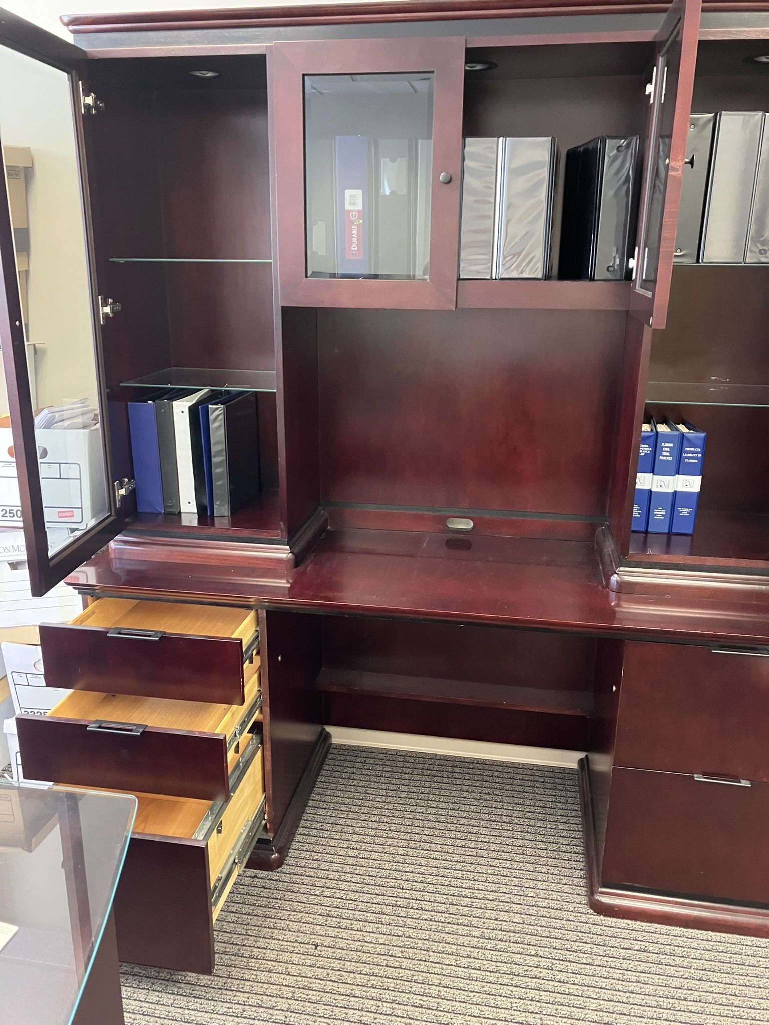 Paoli Cherry Wood Desk and Credenza for Sale in Miami, FL - OfferUp