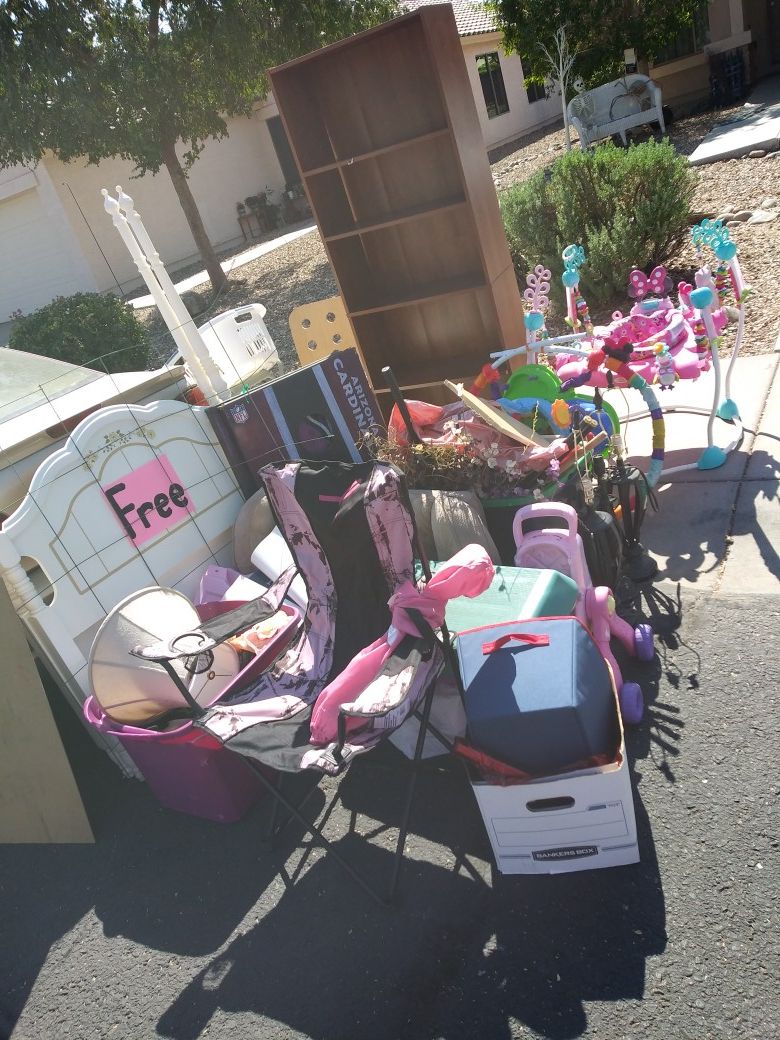 FREE curb stuff for Sale in Surprise, AZ - OfferUp