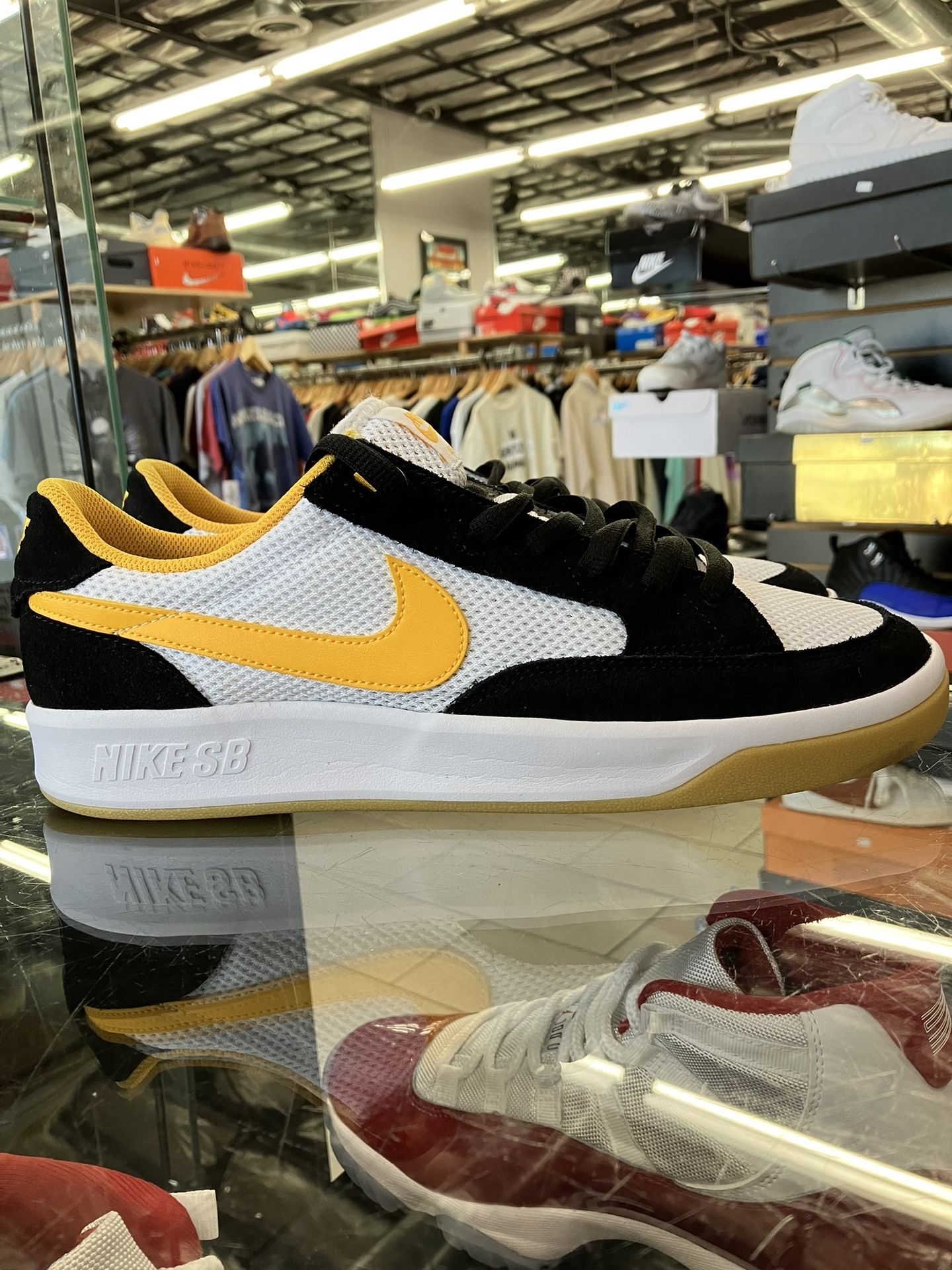Nike SB Adversary Steelers for Sale in Culver City, CA - OfferUp