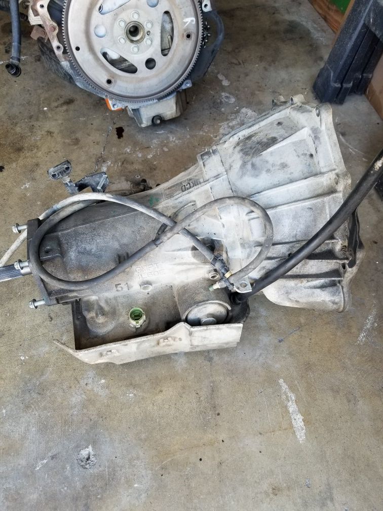 2003 Silverado 4l60e 4x4 transmission for Sale in Stockton, CA - OfferUp