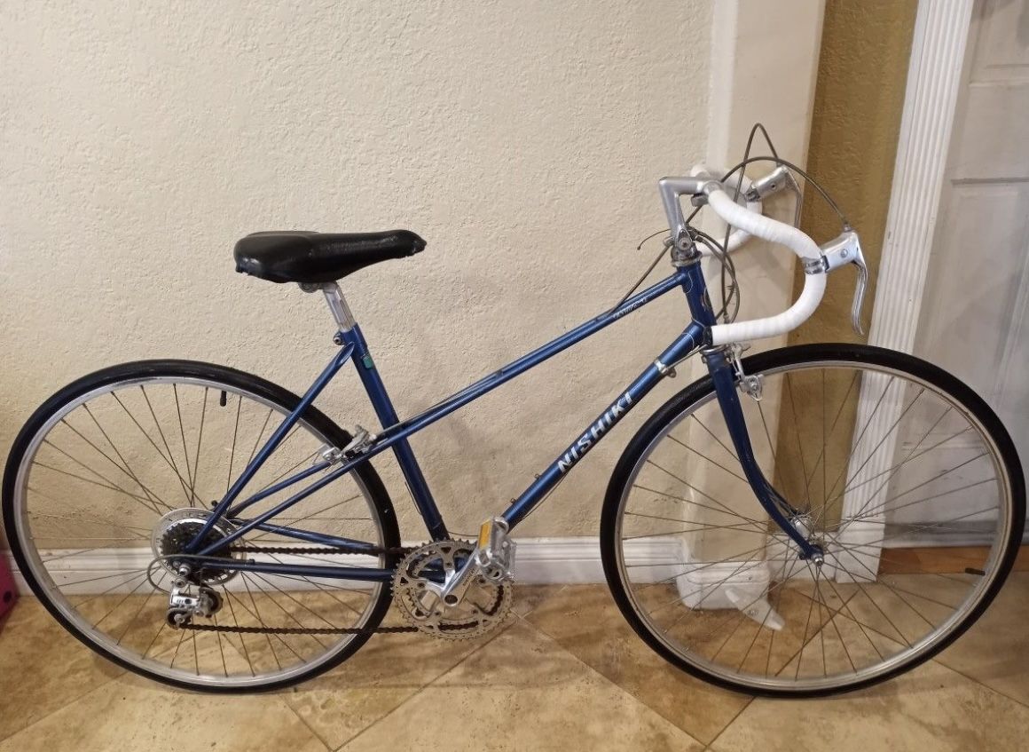 NISHIKI WOMEN'S ROAD BIKE - 48CM / 10-SPEED / LIGHTWEIGHT for Sale in ...