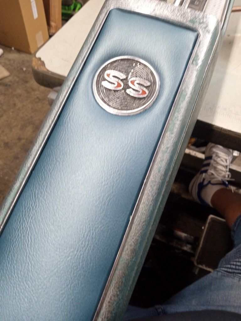 1964 Supersport Impala Center Console for Sale in Long Beach, CA - OfferUp