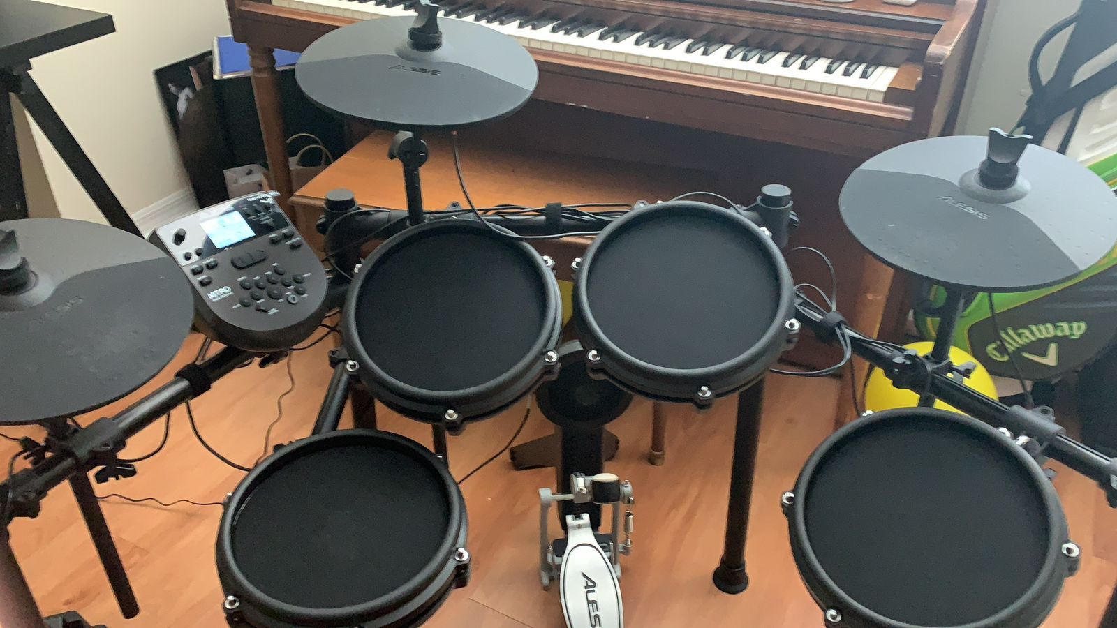 Alesis Drums Nitro Mesh Kit - Electric Drum Set - Seven-Piece Mesh ...