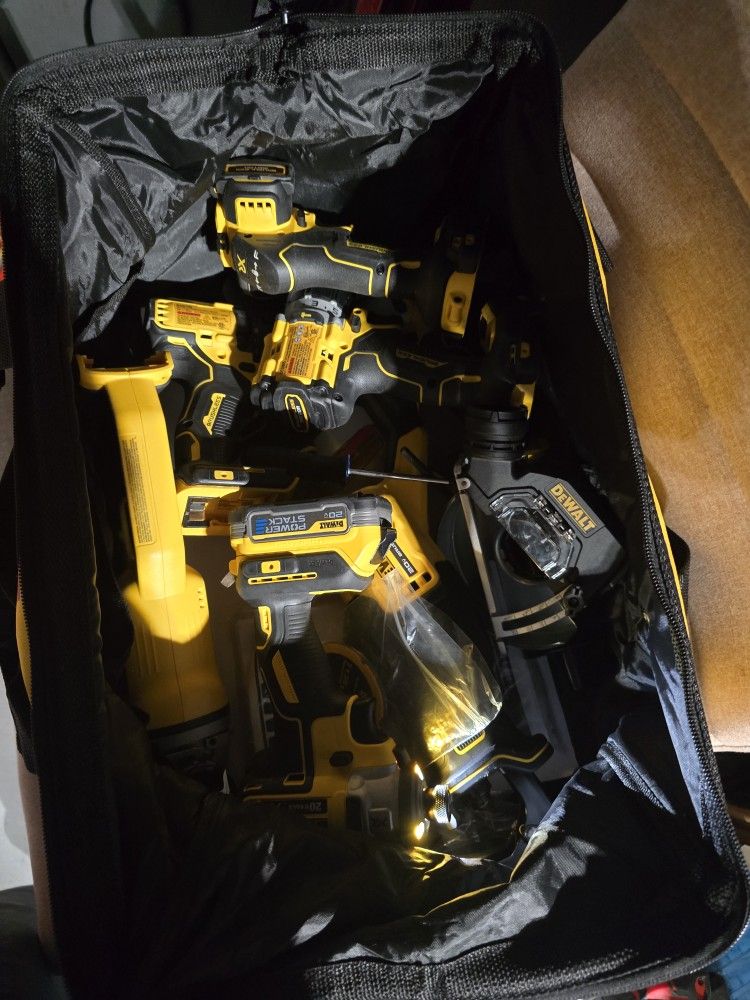 DeWalt Tools for Sale in Arlington, WA - OfferUp