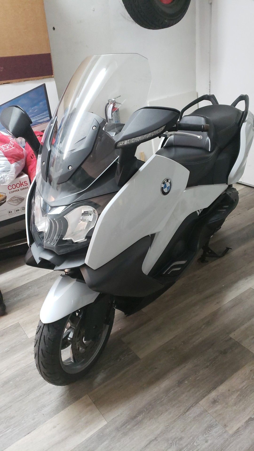 BMW C650 GT 2016 Premium for Sale in HALNDLE BCH, FL - OfferUp
