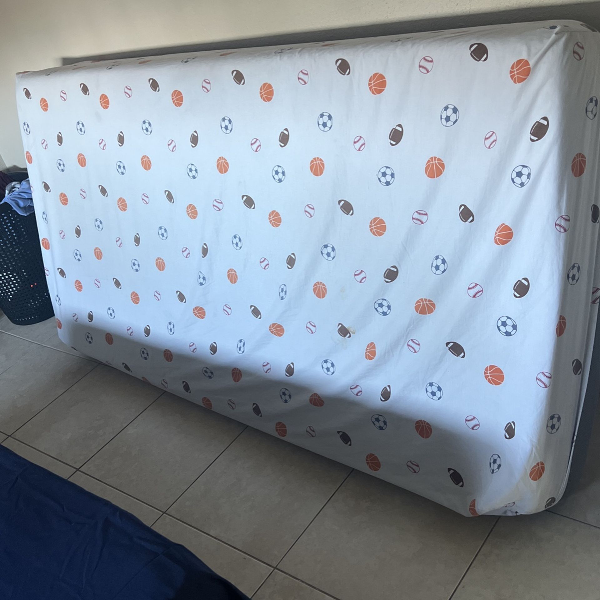 Pair of single beds (mattress only) used. for Sale in Miami, FL - OfferUp