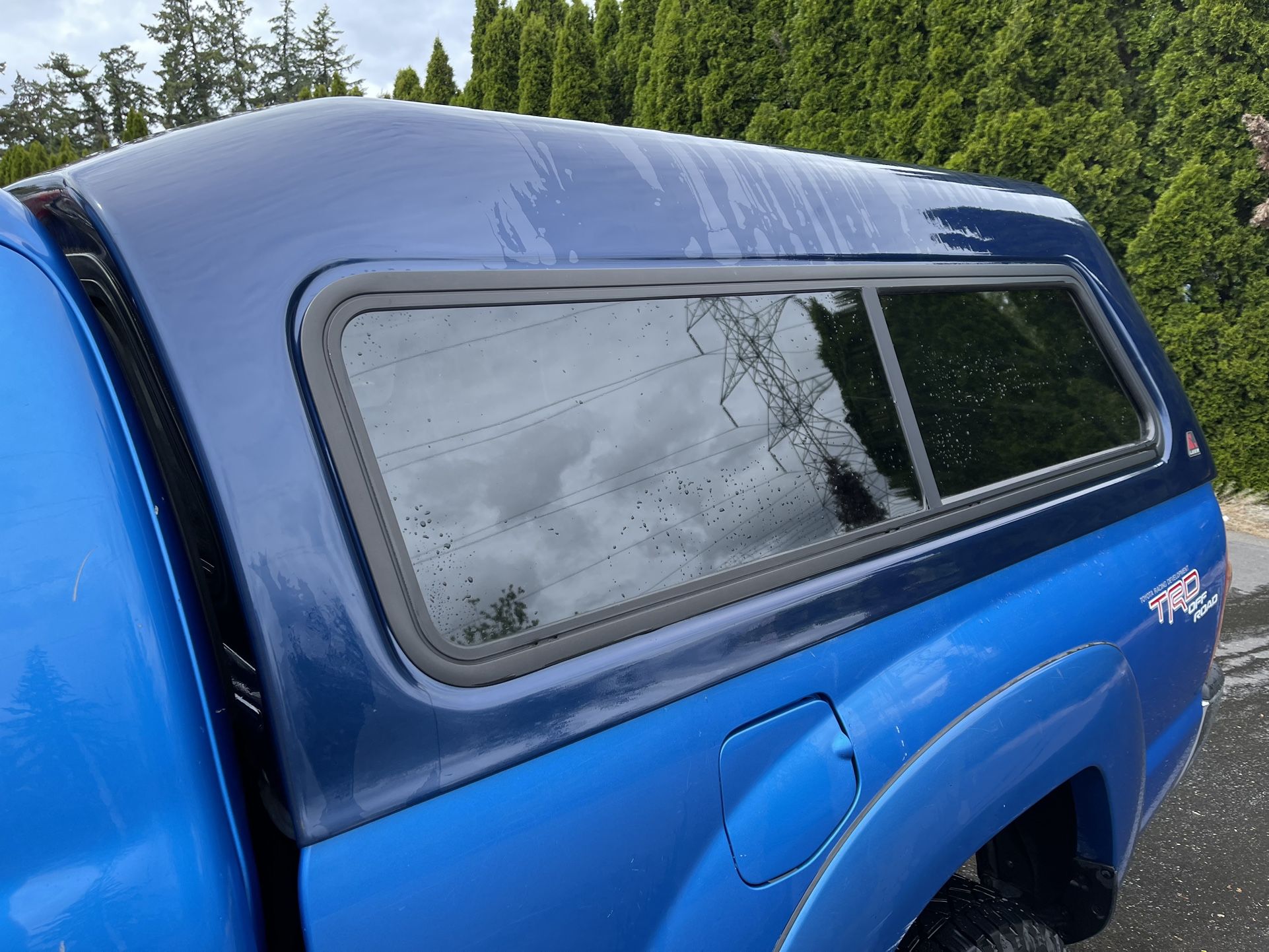 Leer Canopy Top Toyota Tacoma for Sale in Gresham, OR - OfferUp