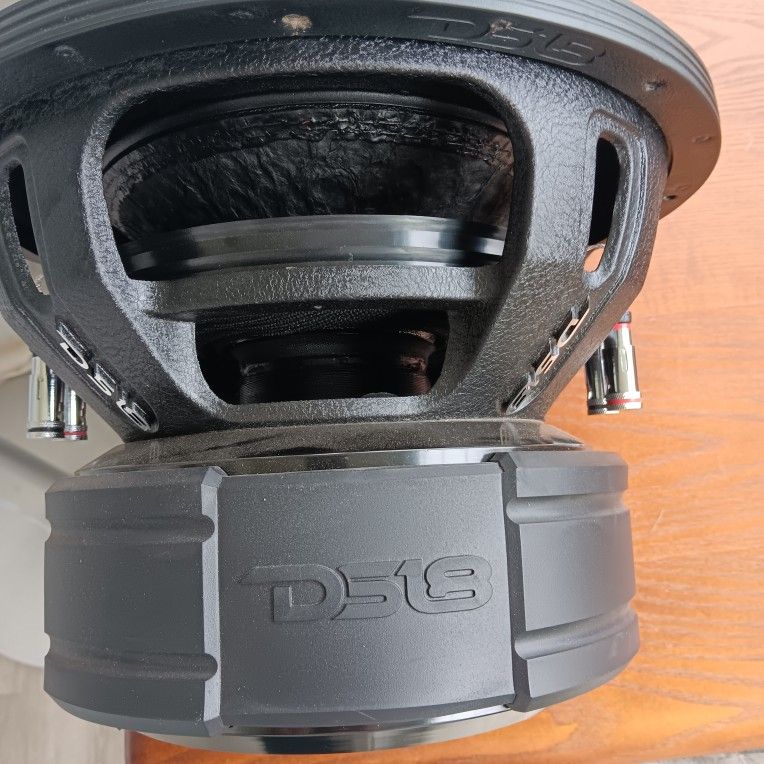 Subwoofer DSL8- EXL for Sale in Sanger, CA - OfferUp