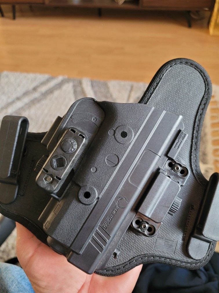 Alien Gear IWB Holster for Sale in Glendale, CA - OfferUp