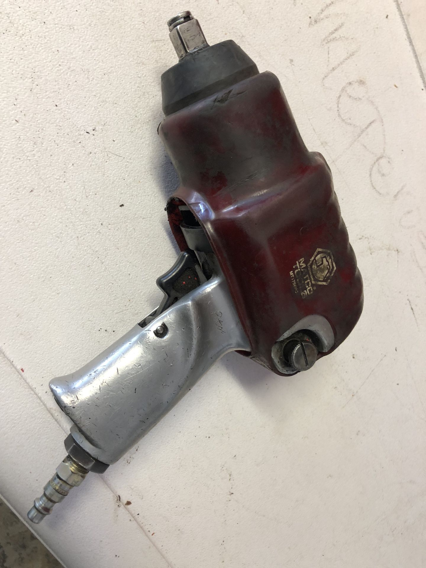 1/2” Air Impact MT1758TH Matco 650ft Lb for Sale in Puyallup, WA - OfferUp