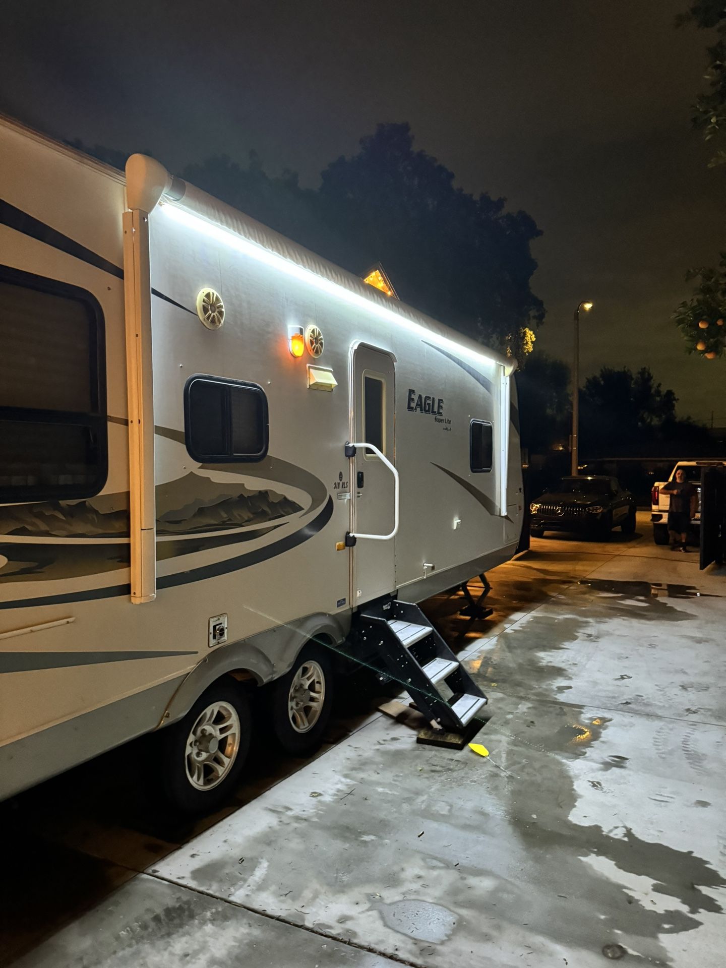 2010 Jayco Eagle Super Light for Sale in Riverside, CA - OfferUp