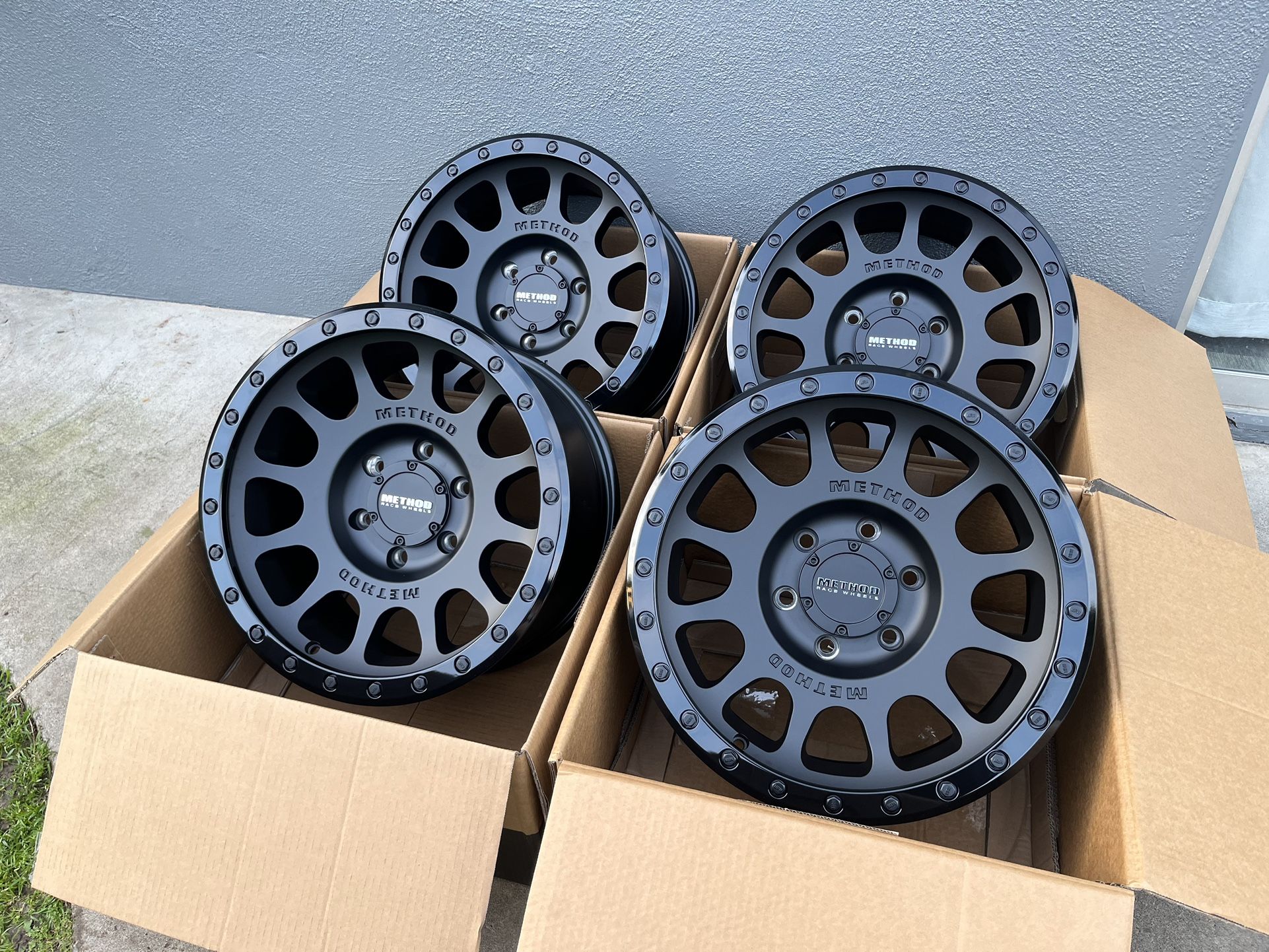 17” INCH METHOD MR305 NV DOUBLE BLACK GLOSS RACE WHEELS/RIMS for Sale ...