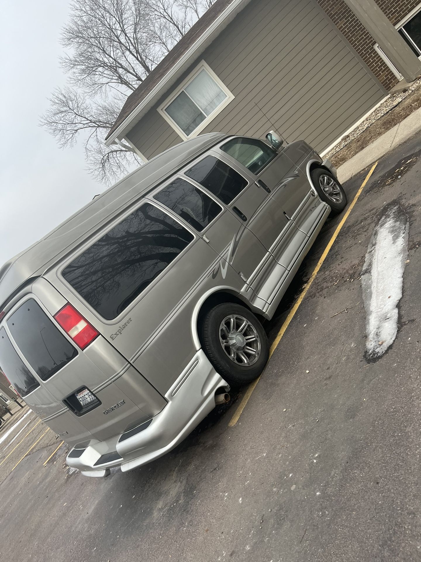2003 Chevy Conversion Van for Sale in Sioux Falls, SD - OfferUp