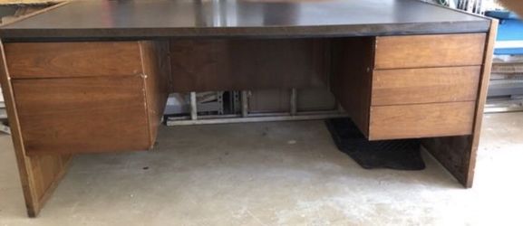 Used desk for sale in my area store