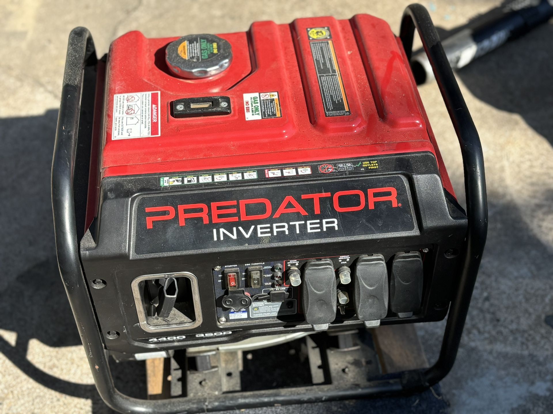 Predator Inverter Generator 4400 W for Sale in Pasadena, TX - OfferUp