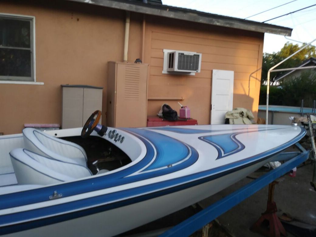 74 miller jet boat for Sale in Upland, CA - OfferUp