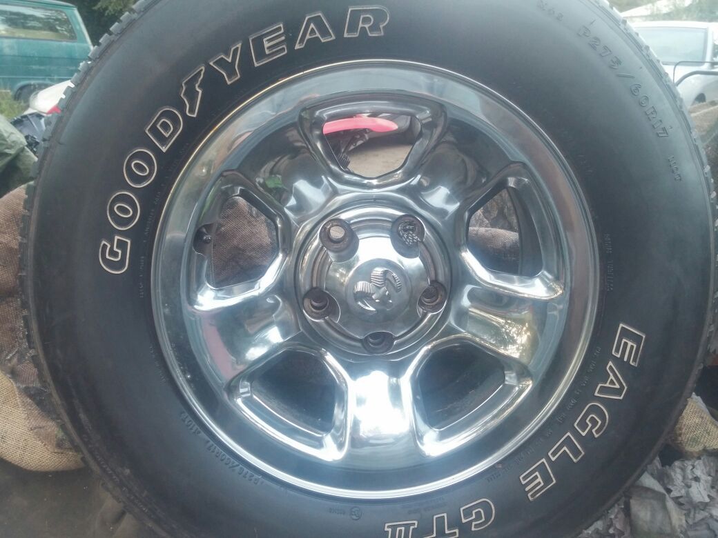 Chrome 5 spoke rims. 17 inch 5 lug off Dodge ram truck. for Sale in ...
