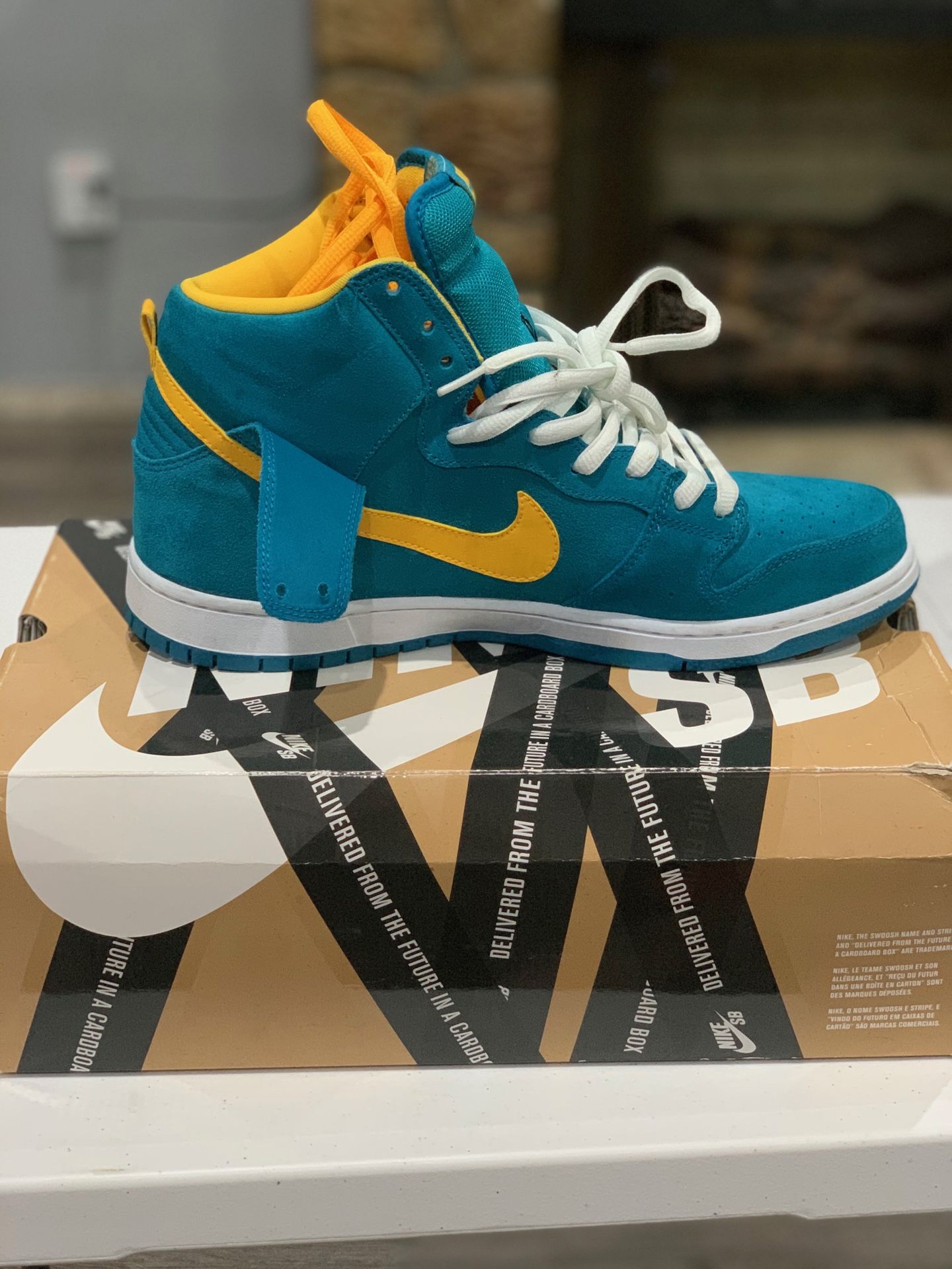 Nike SB Dunk High Teal for Sale in Moreno Valley, CA - OfferUp