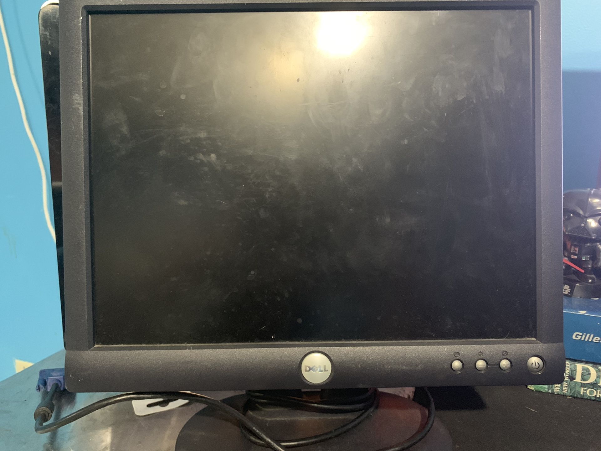 Dell 15 inch monitor for Sale in Fort Lauderdale, FL - OfferUp