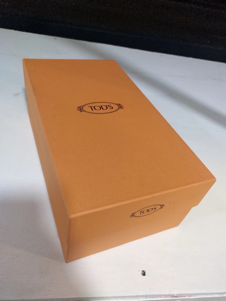 Authentic Tod's Shoe Box for Sale in Beverly Hills, CA - OfferUp