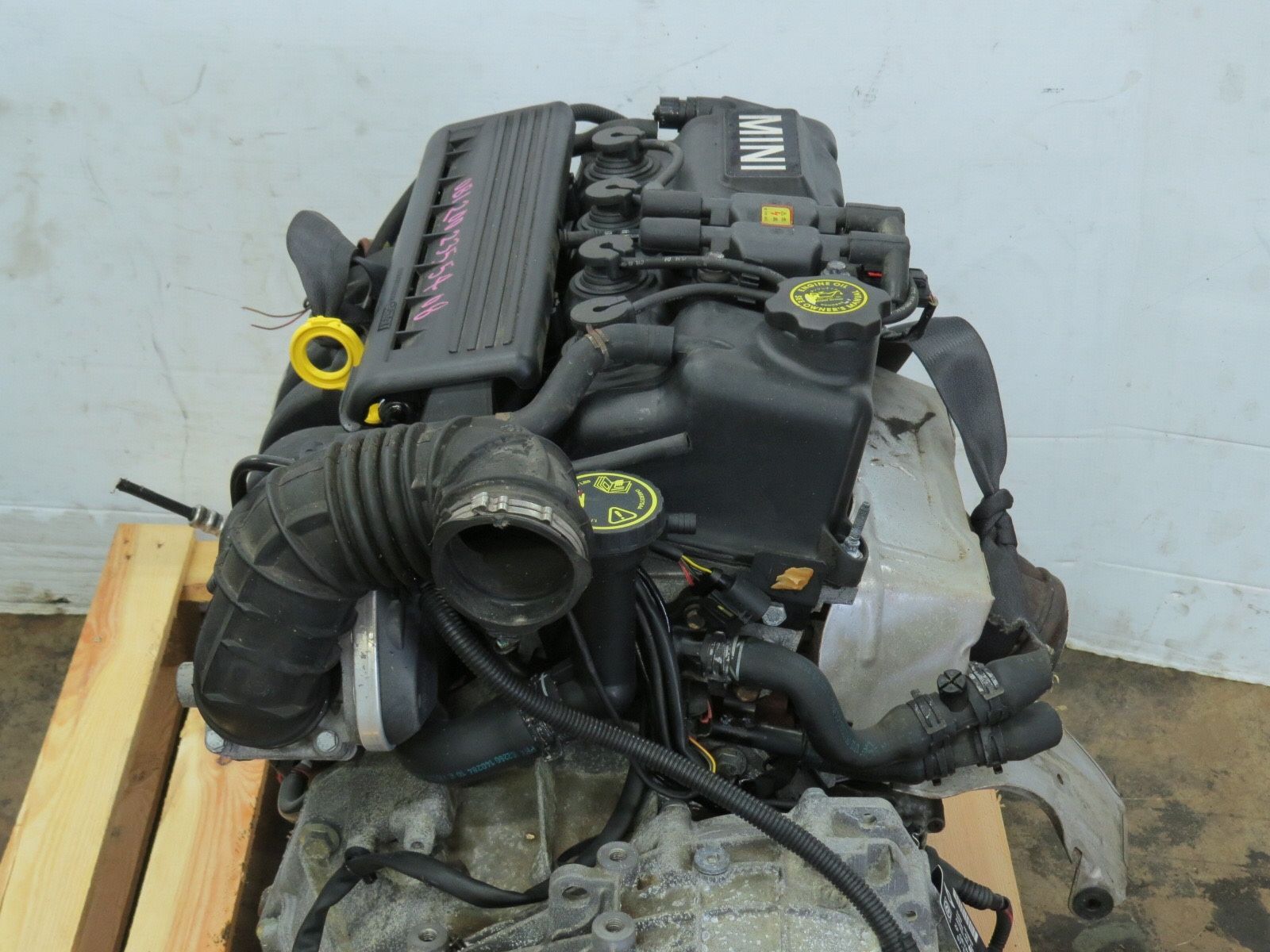 Mini Cooper Engine R50 R52 W10B16A Base Model 02-06 for Sale in Santa ...