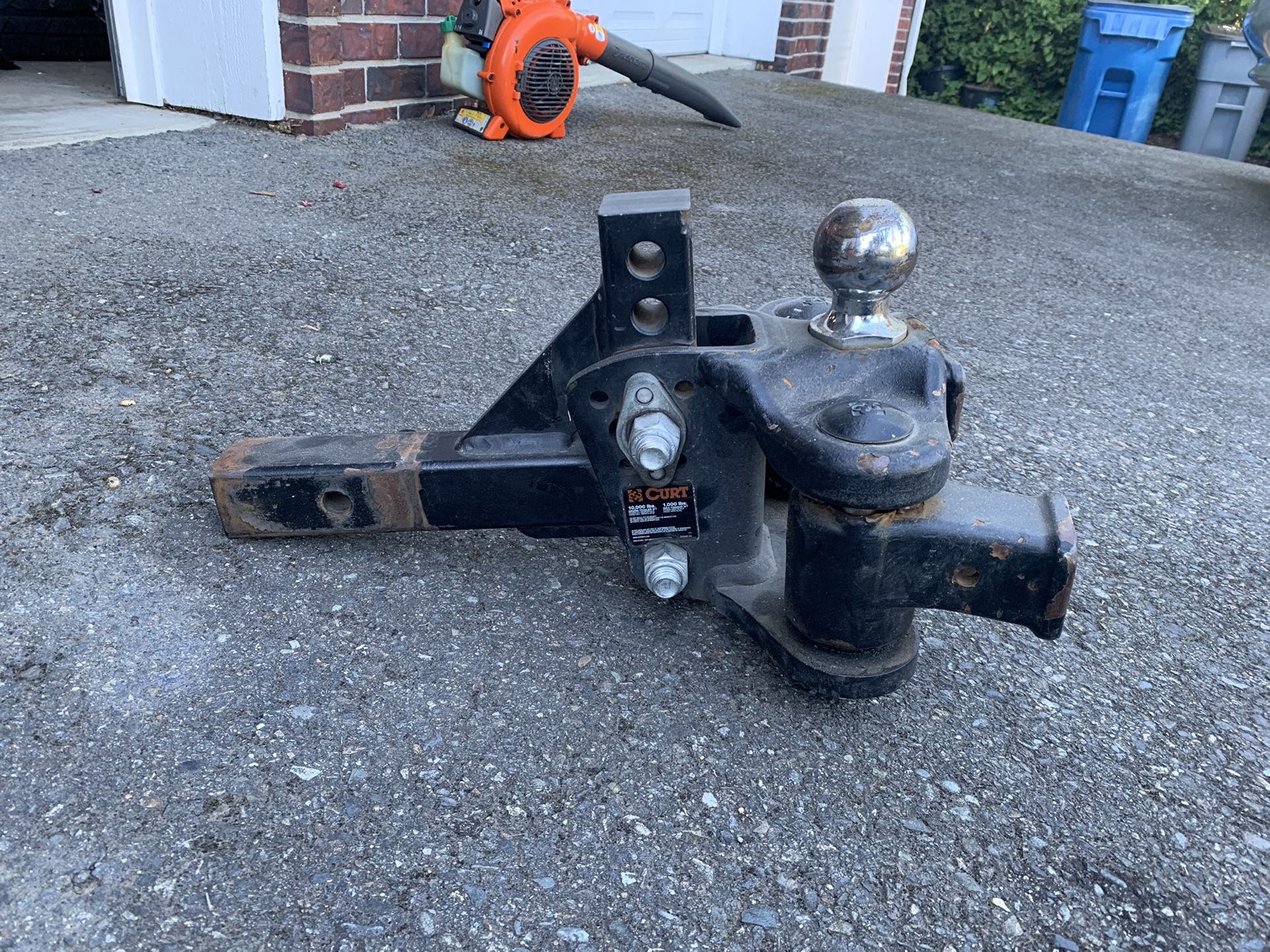 Trailer Hitch - Tow Hitch - Head & Stinger - Curt 10,000 Lb for Sale in ...