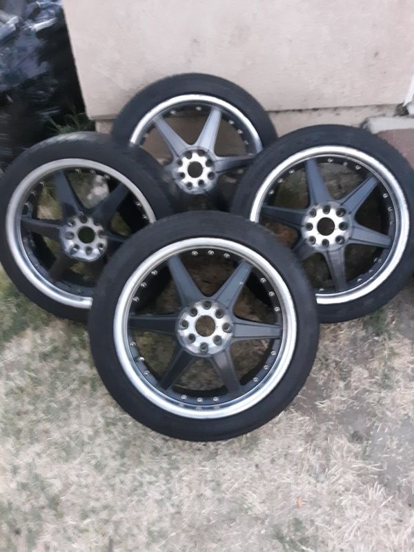 Full set of 17-inch rims and tires low profile Universal they came off ...