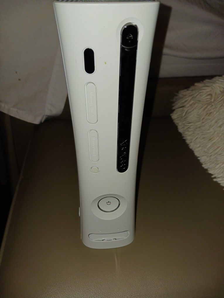 CLASSIC XBOX 360 for Sale in Heathrow, FL - OfferUp