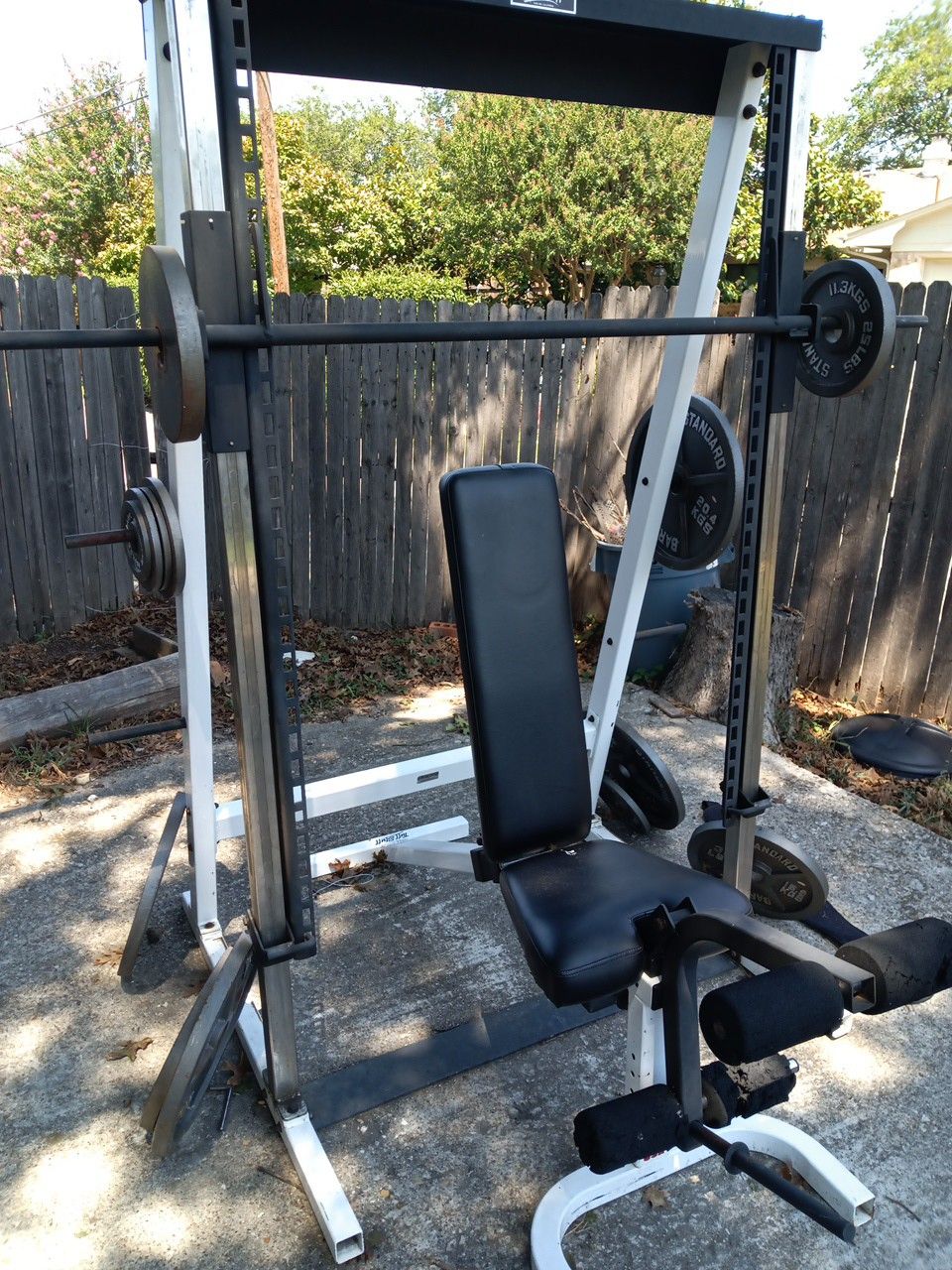 Tuff stuff Smith machine for Sale in Dallas, TX - OfferUp