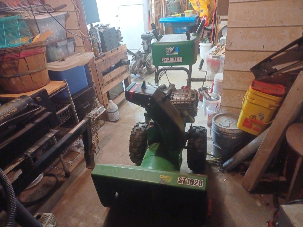 Frontier. John Deere Snowblower for Sale in Wichita, KS - OfferUp