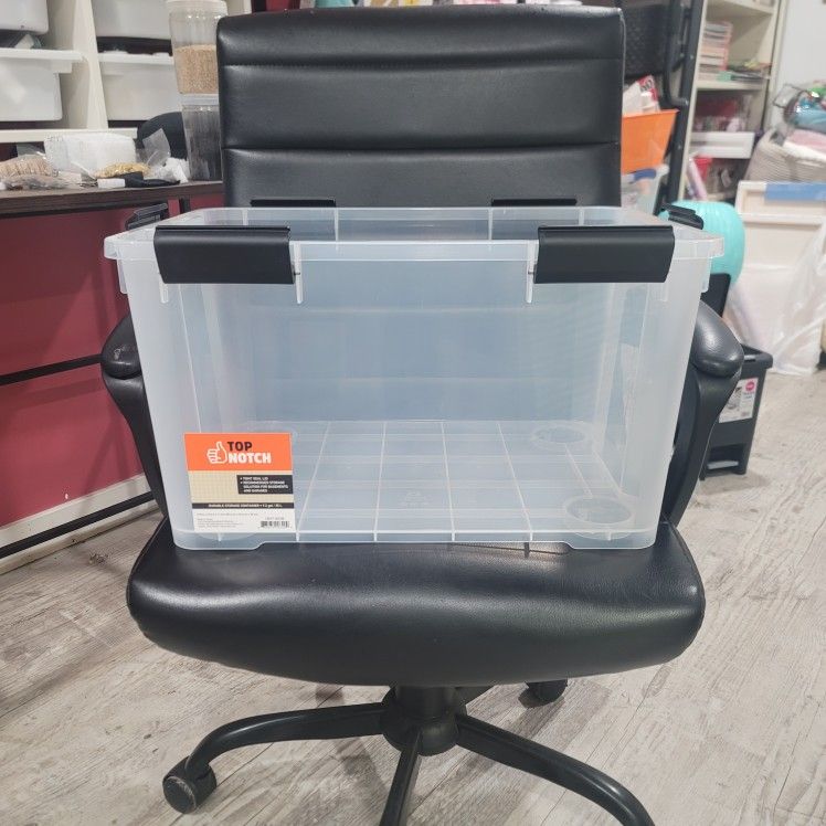 35 Liter Clear Durable Plastic Storage Box With Lid by Top Notch By TOP ...