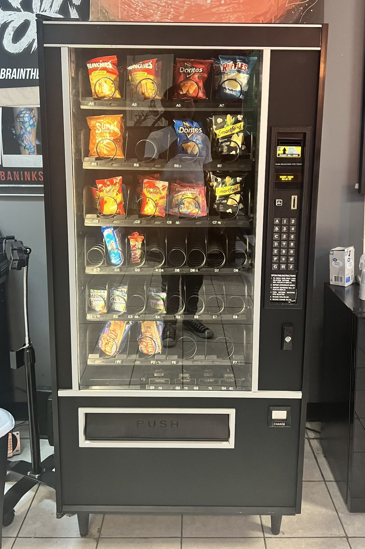VENDING MACHINE FOR SALE!! (Start A Business) for Sale in St ...