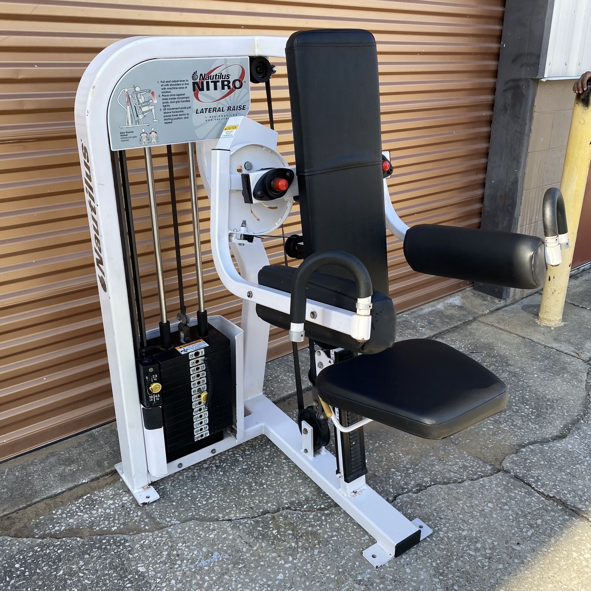 Nautilus Nitro Side Lateral Deltoid /Delt Raise- Excellent Condition ...