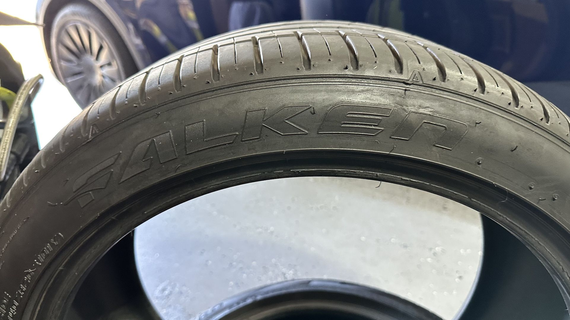 Falken Azenis FK510 255/40R20 UHP summer tire 8/32 for Sale in Tacoma ...