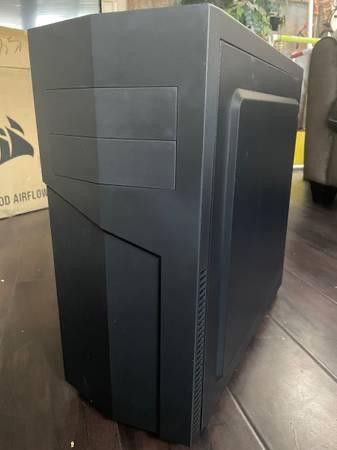 Rosewill TYRFING V2 ATX Mid Tower Gaming PC Computer Case for Sale in ...