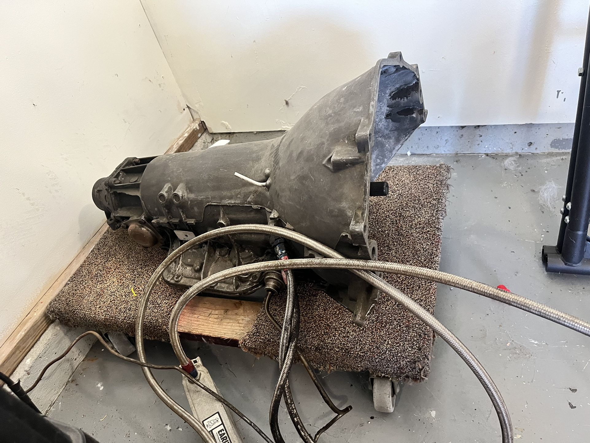 Th400 Transmission for Sale in Westminster, CA - OfferUp