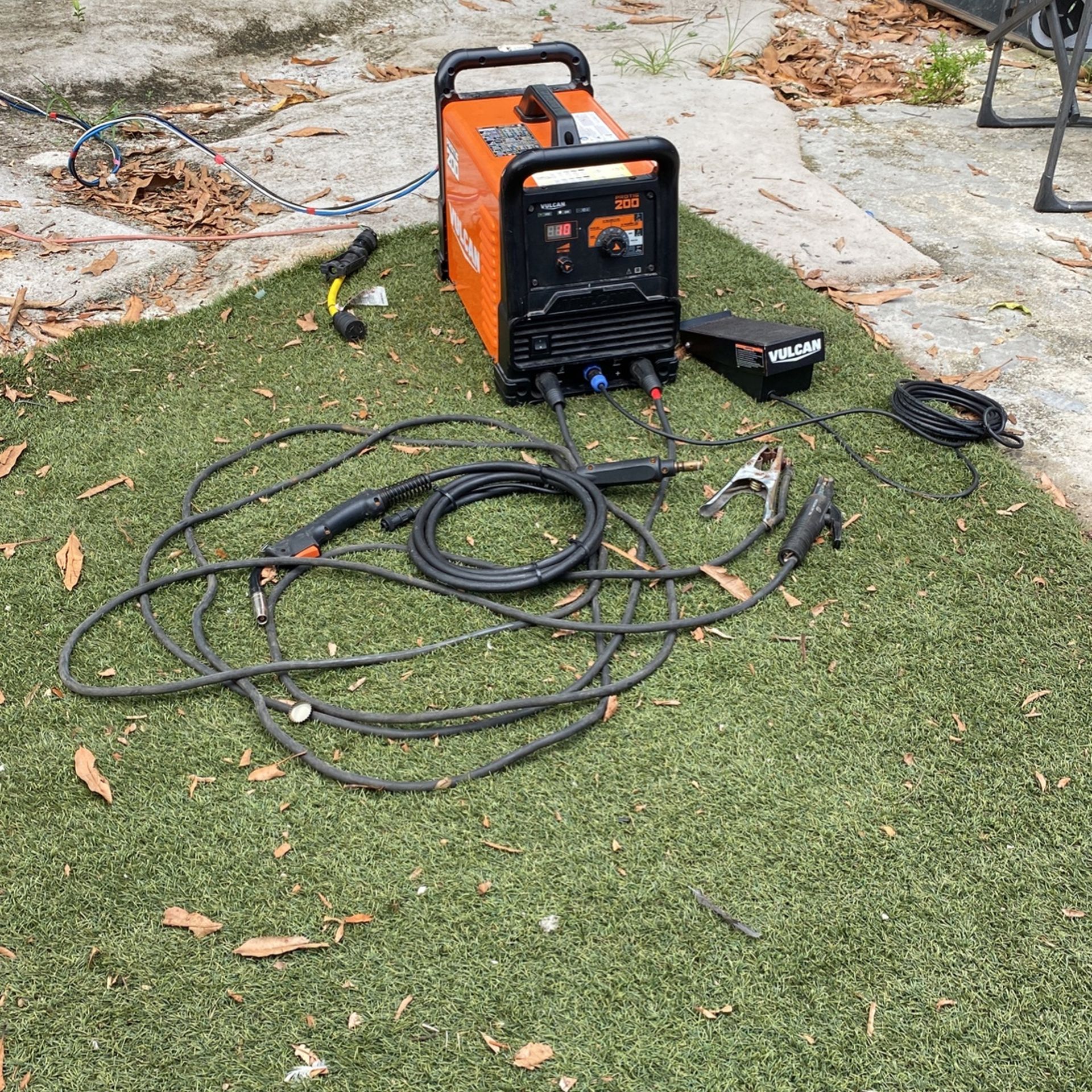 Welding Vulcan ProTIG 200 for Sale in Westview, FL - OfferUp