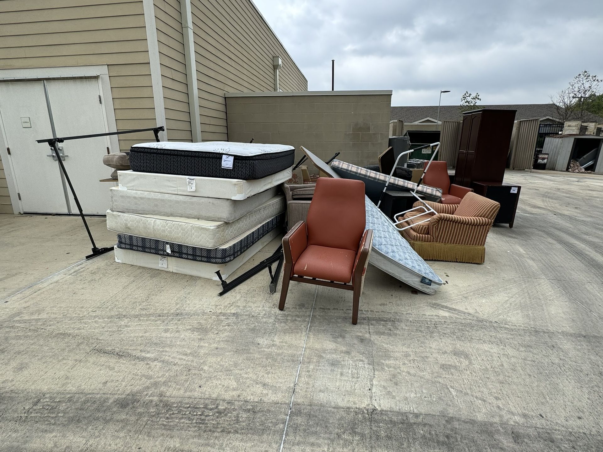 Free Stuff for Sale in San Antonio, TX - OfferUp