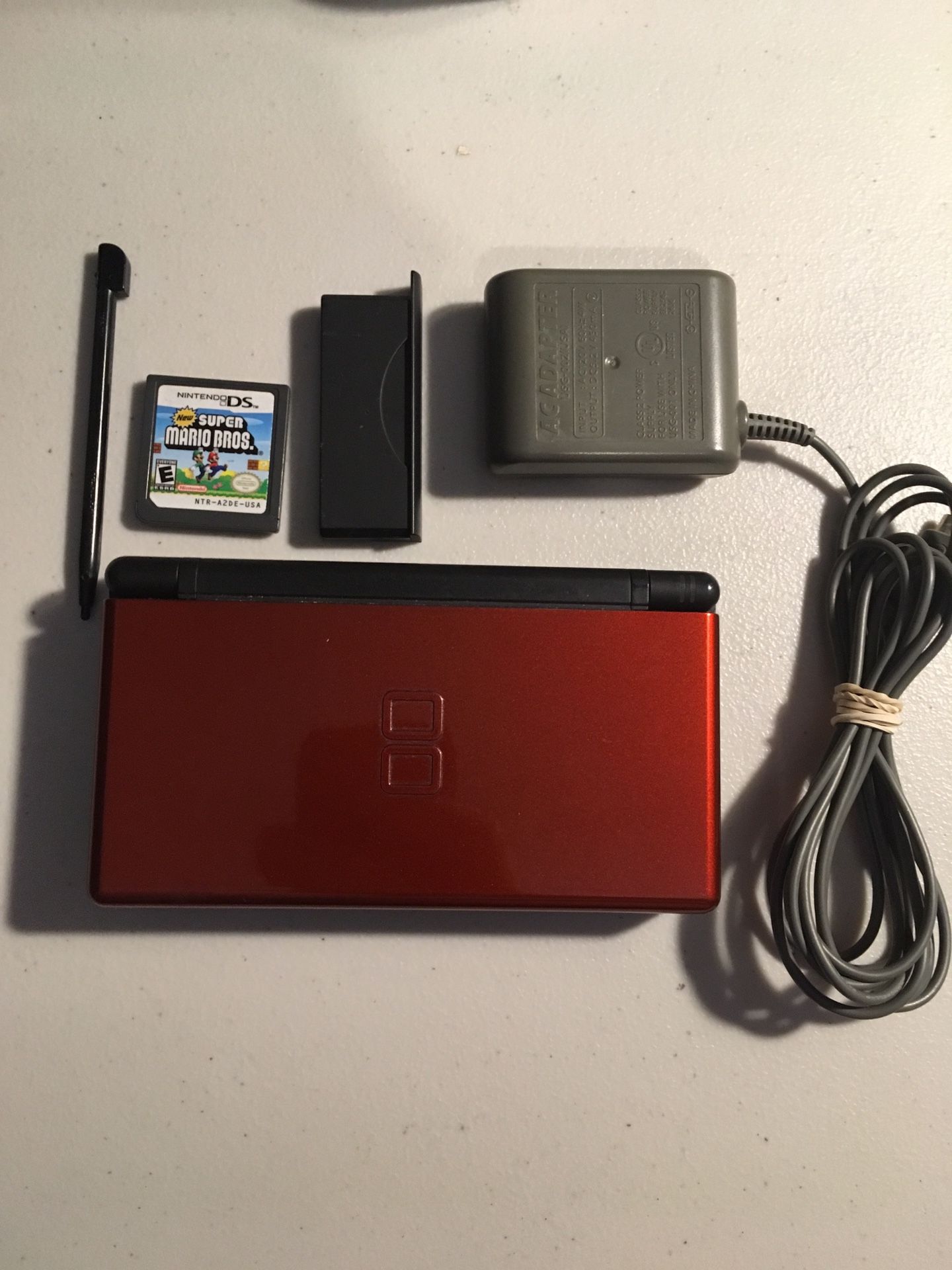 Nintendo DS lite red Mario for Sale in Miami, FL - OfferUp