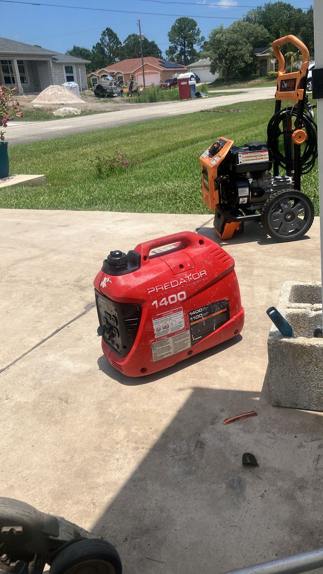 Inverter/Generator 1400w By Predator for Sale in Port St. Lucie, FL ...