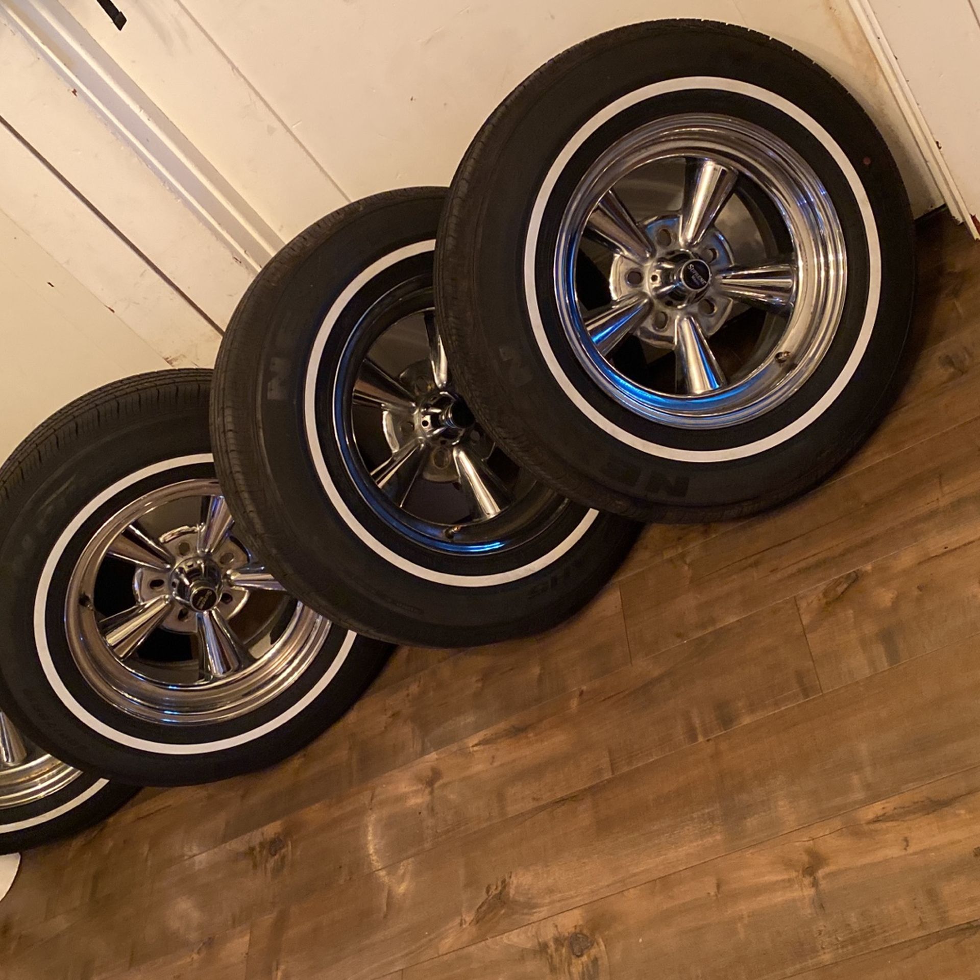 Supreme Wheels for Sale in Long Beach, California - OfferUp