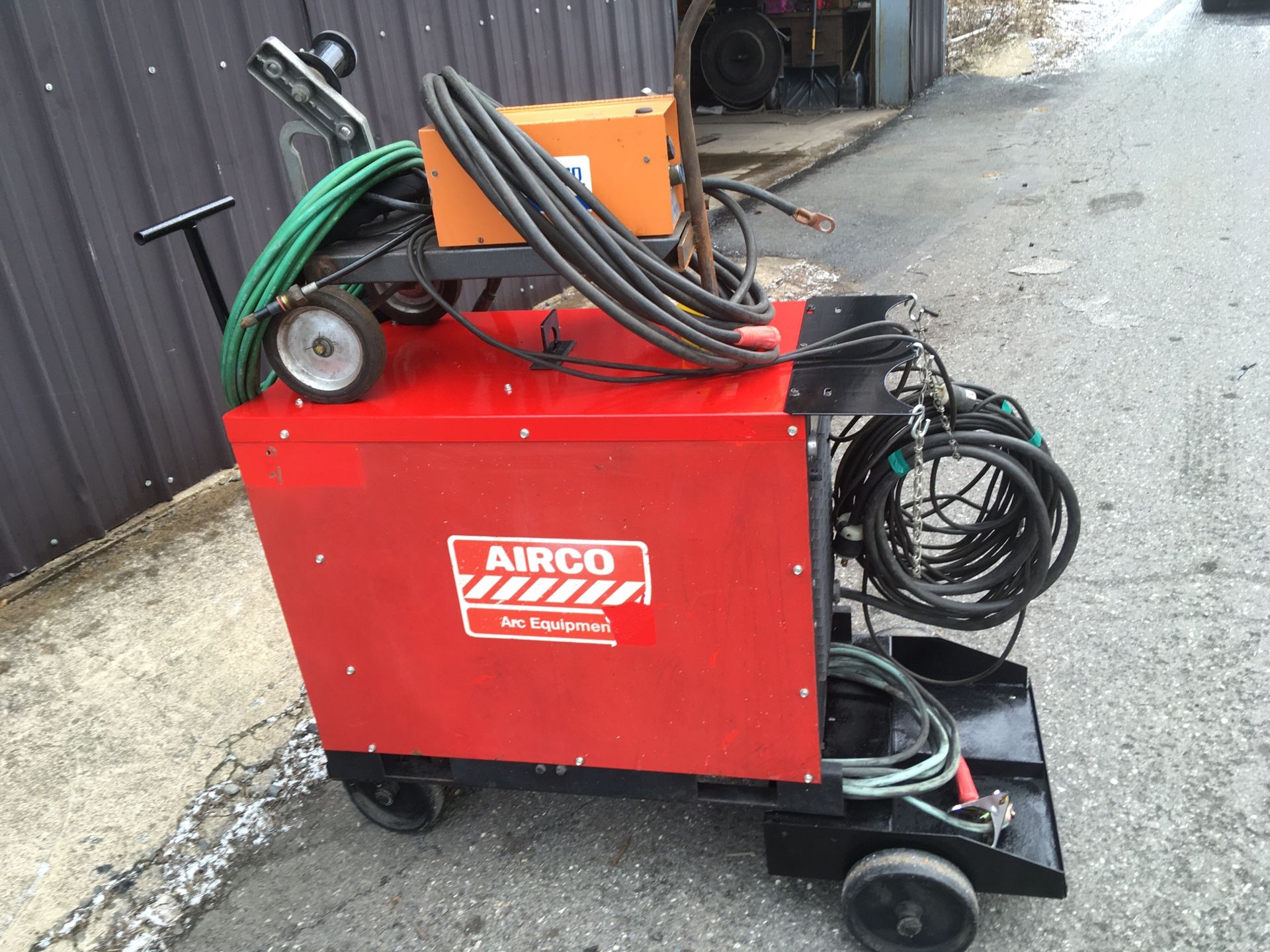 Airco MiG welder 250 amp 220 volts for Sale in Mahanoy City, PA - OfferUp