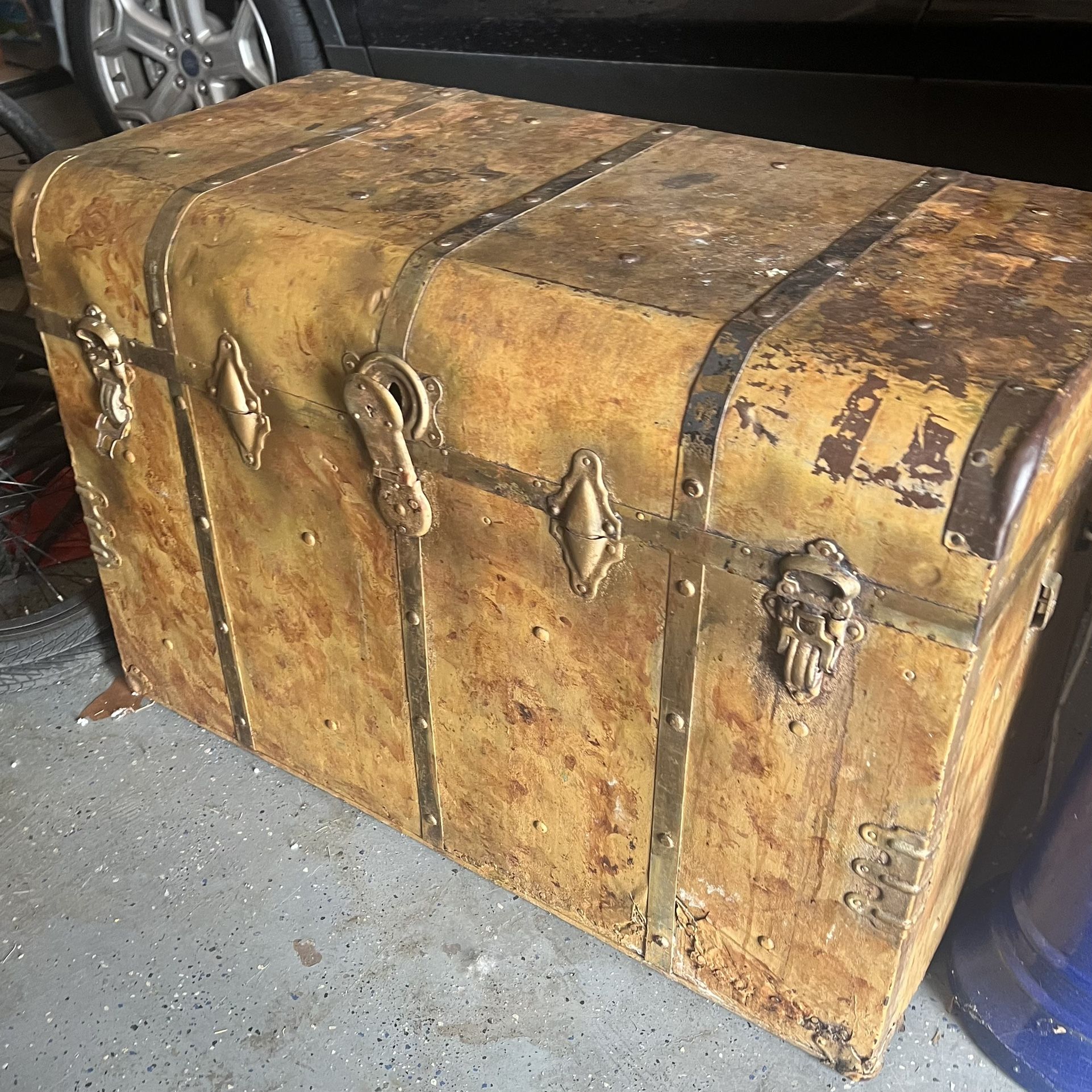 Antique Original Trunk / Chest Large Heavy Wood for Sale in Arlington ...
