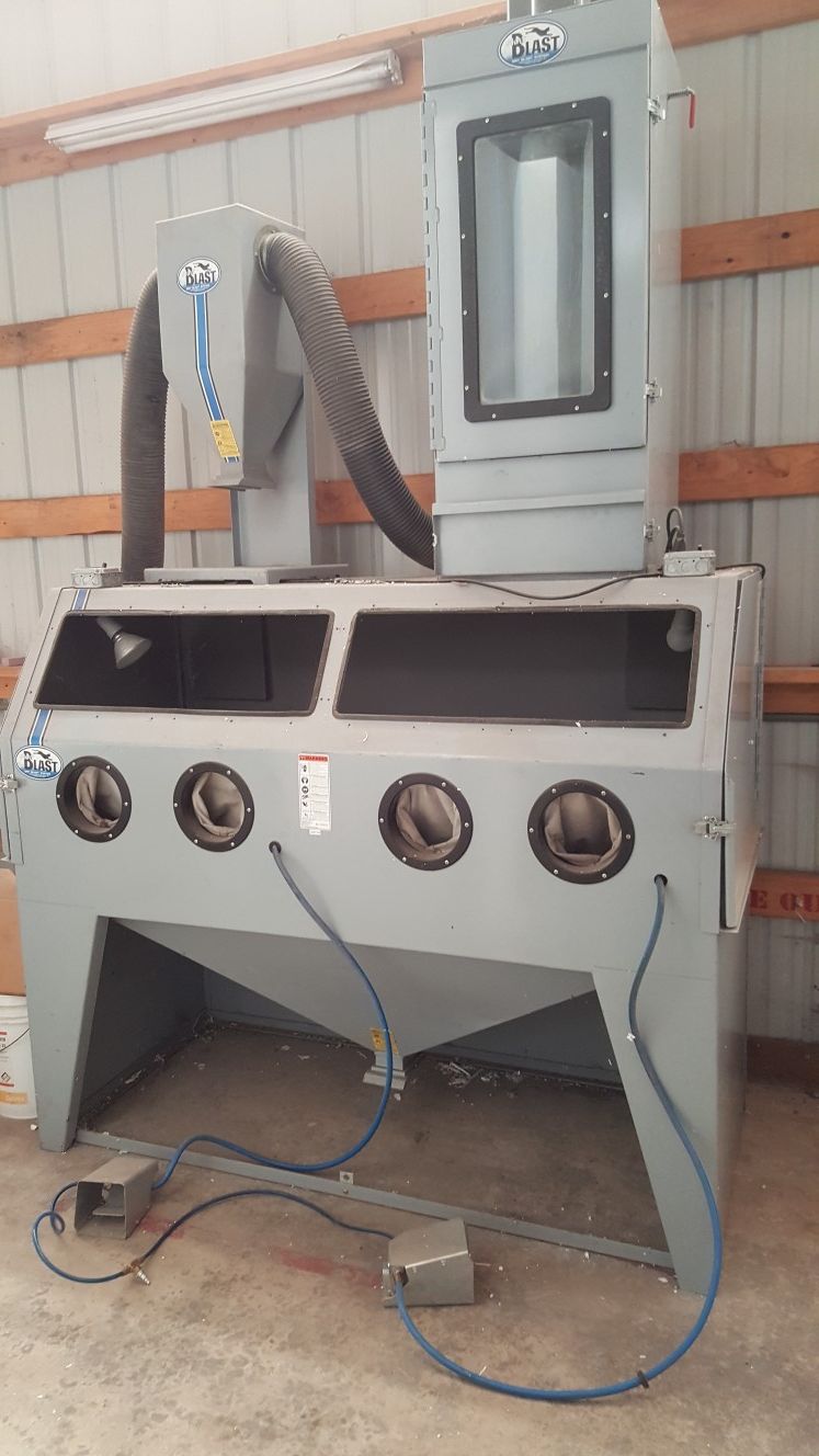 Double size complete abrasive sand blaster blasting cabinet for Sale in ...