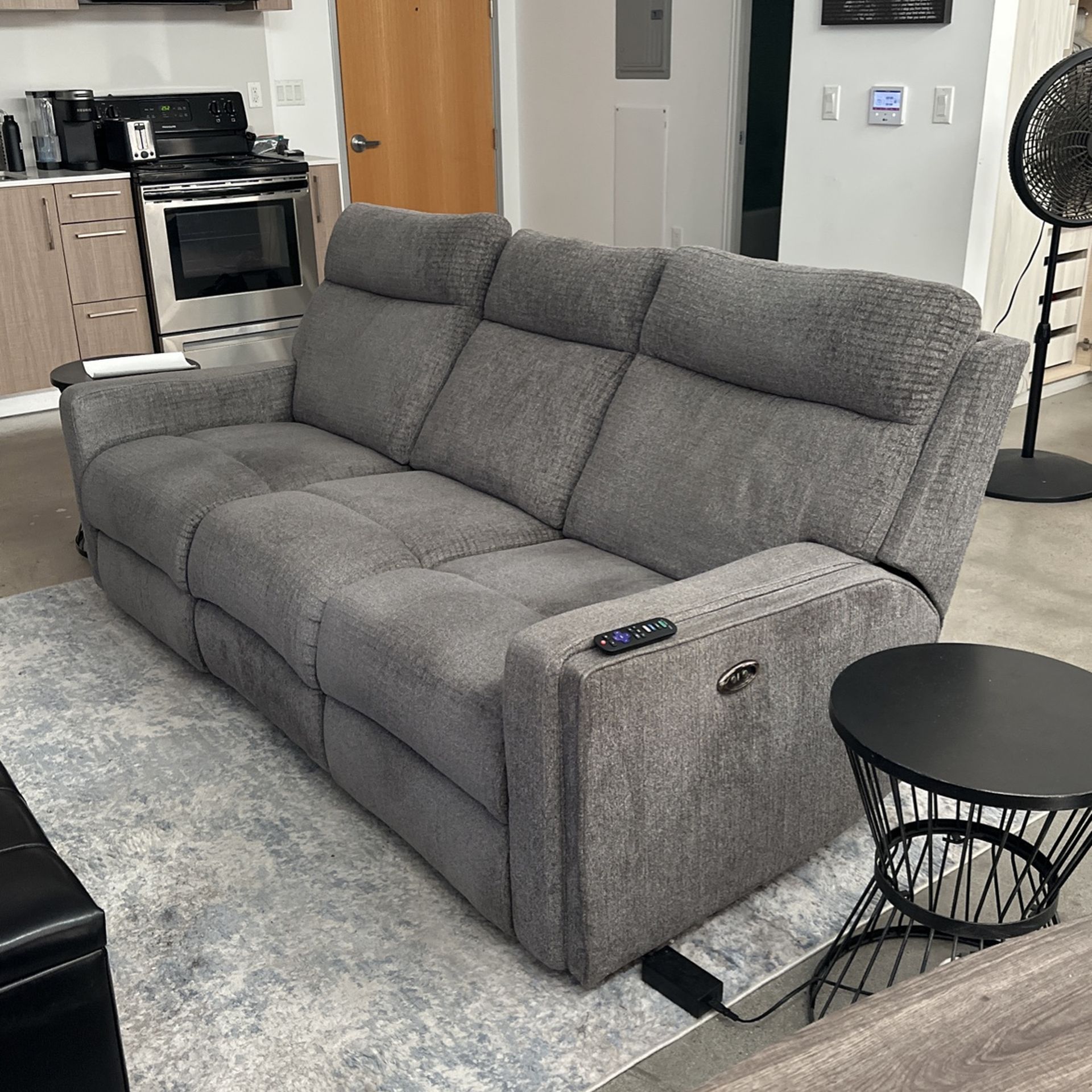 Hewitt Grey 85 Power Reclining Sofa with USB for Sale in Los Angeles CA OfferUp