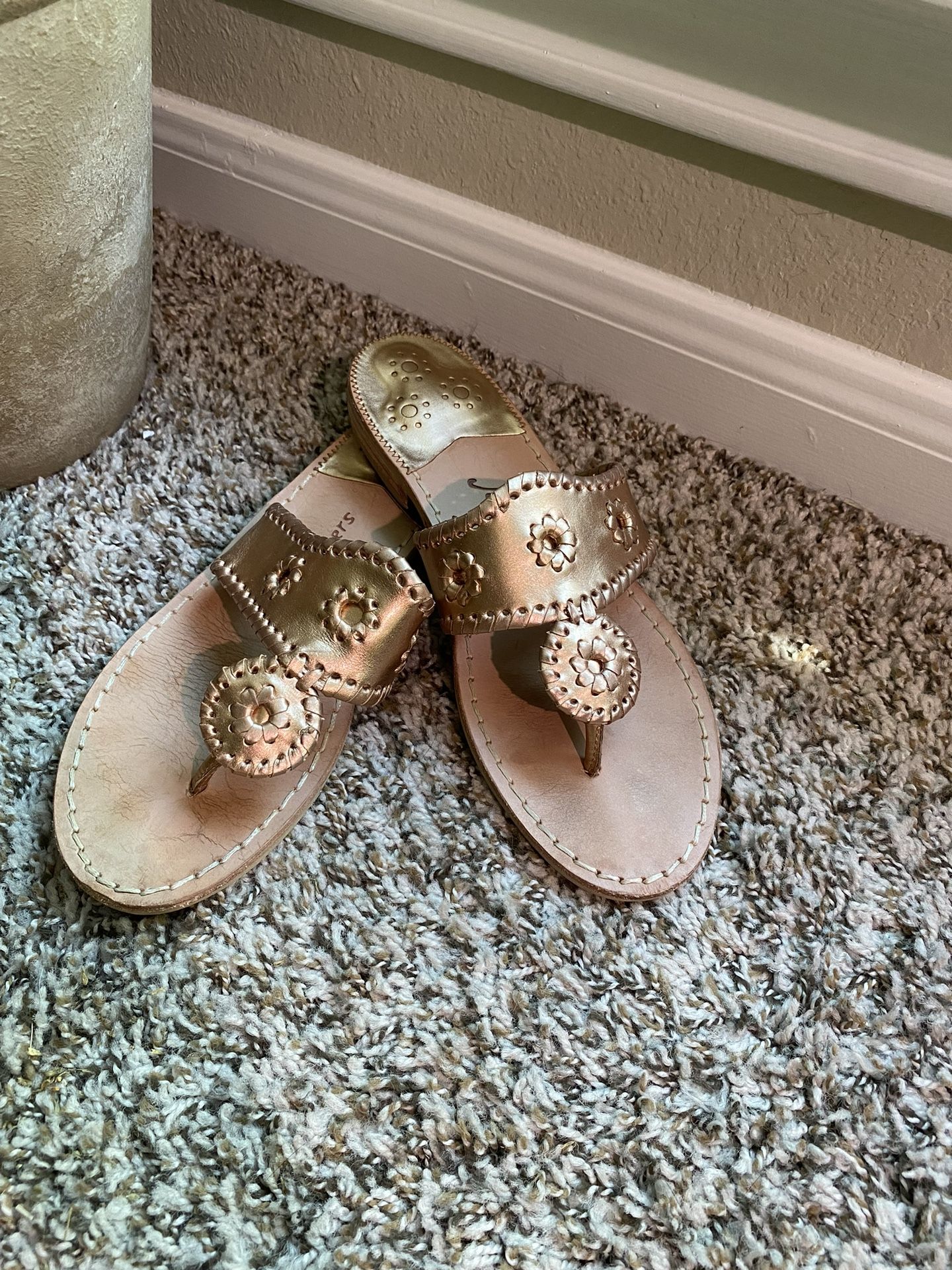 Worn Silver Jack Rogers
