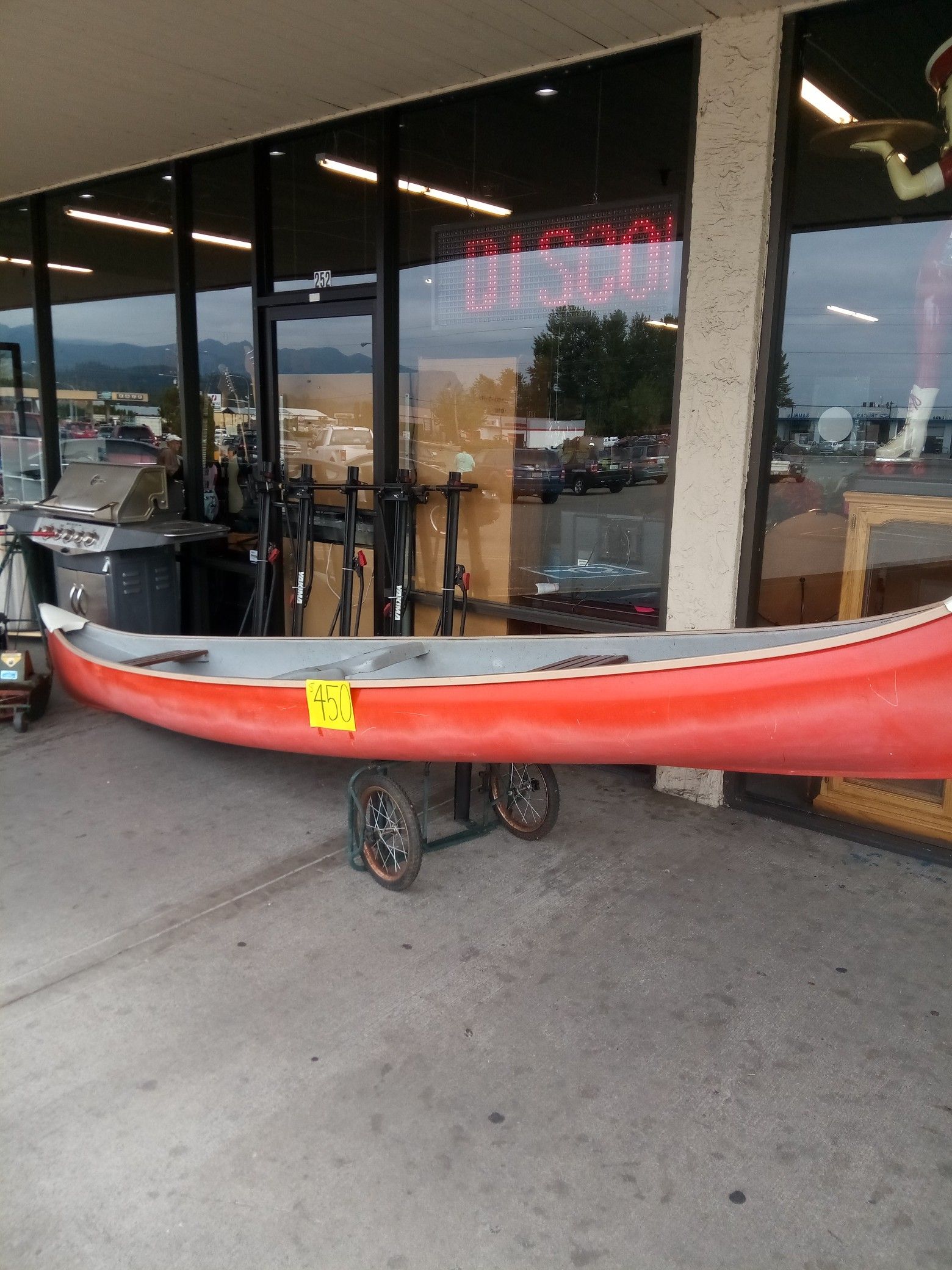 16 foot frontiersman canoe for Sale in Enumclaw, WA - OfferUp