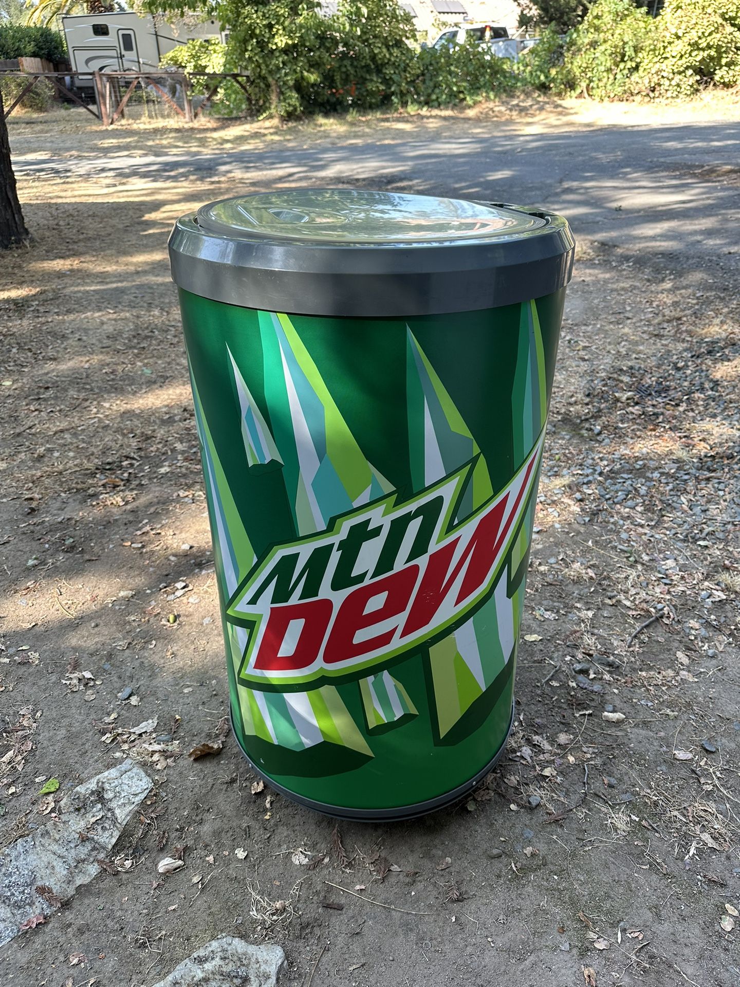 Large Soda Cooler for Sale in Granite Bay, CA - OfferUp