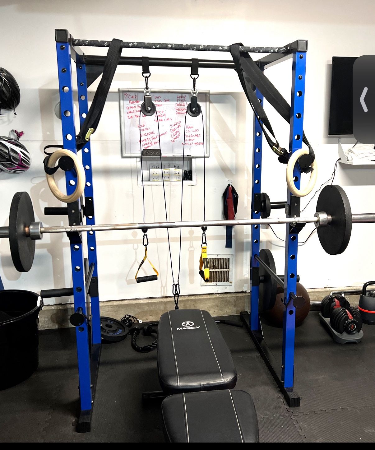 Squat Cage / Adjustable bench / 245 Lbs Olympic weights / Olympic Rings ...