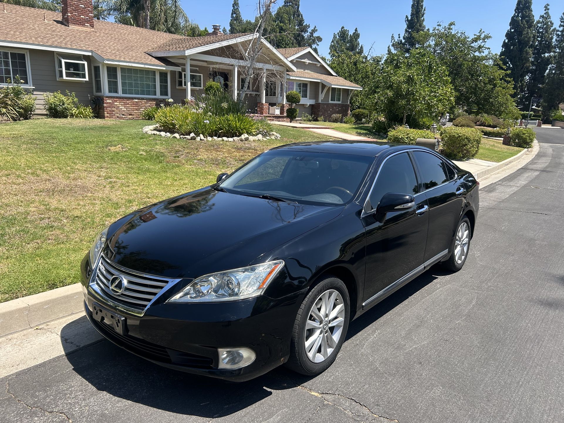 2012 Lexus ES 350 for Sale in Los Angeles, CA - OfferUp